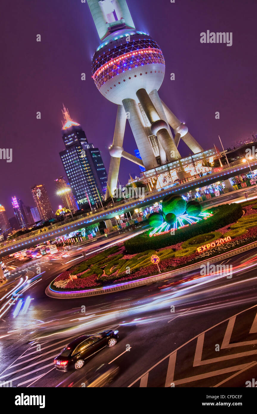The Oriental Pearl tower by night - Shanghai (China Stock Photo - Alamy