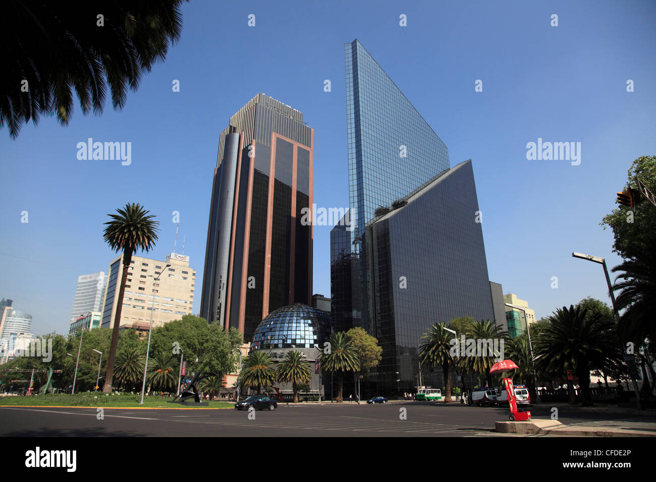 Paseo de la reforma hi-res stock photography and images - Alamy