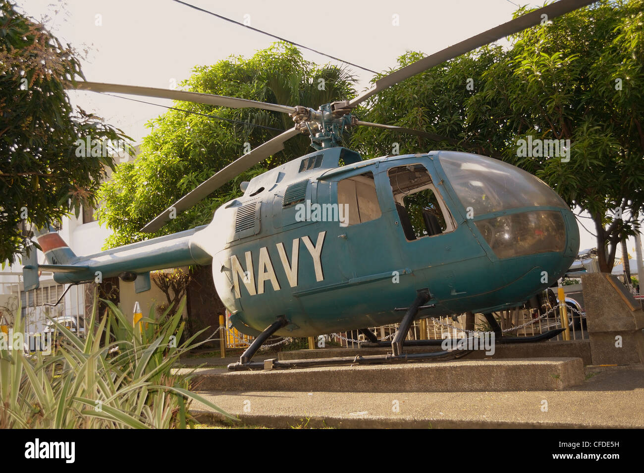 Airborne helicopter hi-res stock photography and images - Alamy