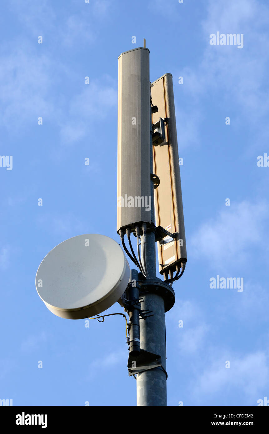 MOBILE PHONE MAST Stock Photo - Alamy