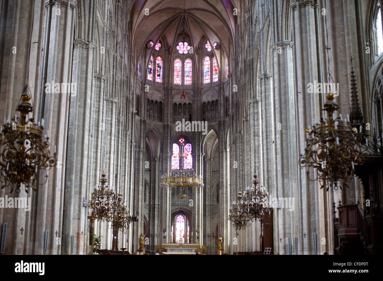 Central nave and chancel, Bourges cathedral, UNESCO World Heritage Site ...