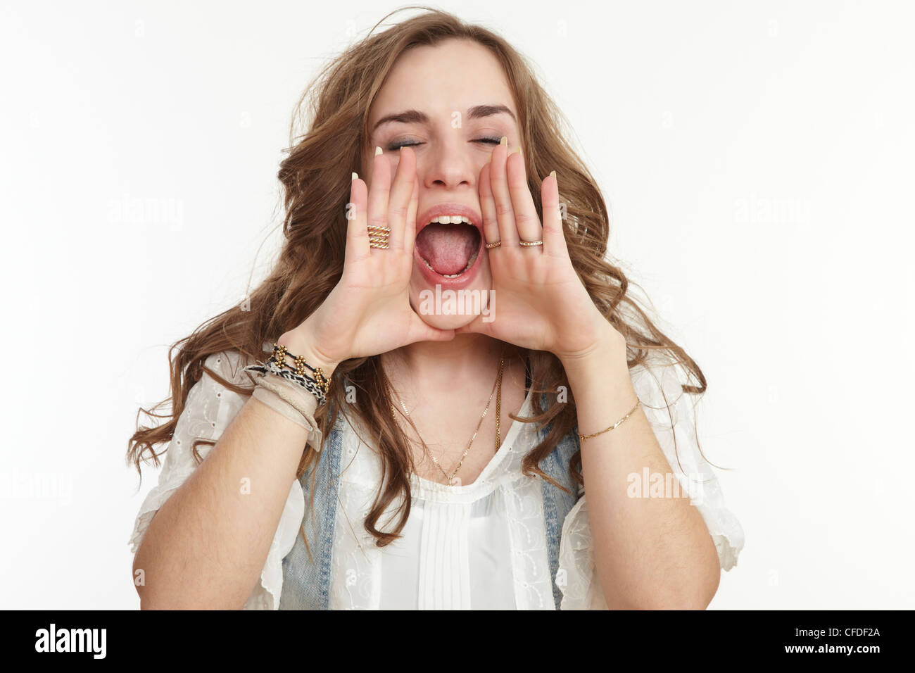 Teen girls crying hi-res stock photography and images - Alamy