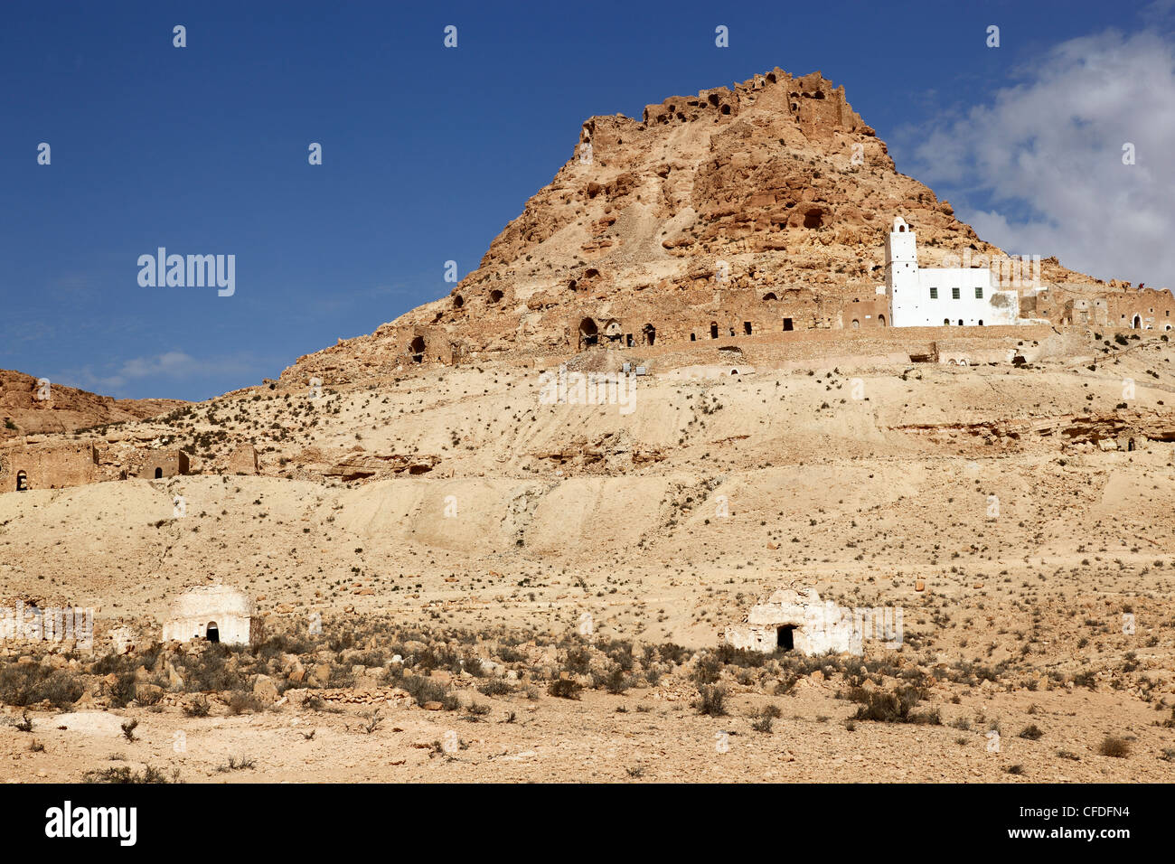 Edge of desert hi-res stock photography and images - Alamy