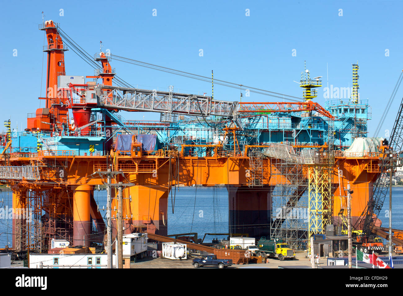 Scaffold rig hi-res stock photography and images - Alamy