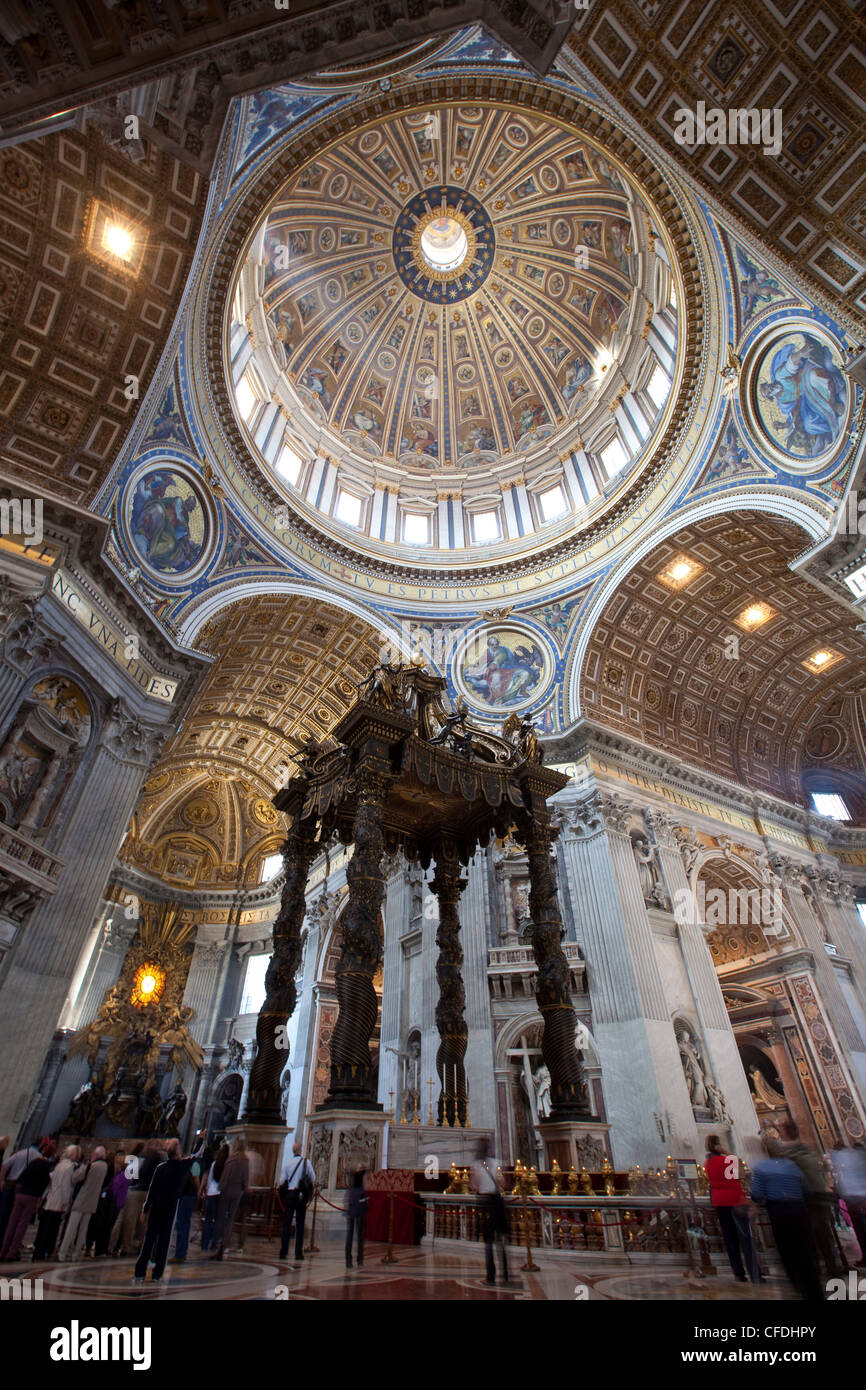 The altar with Bernini's baldacchino, St. Peter's Basilica, Vatican ...