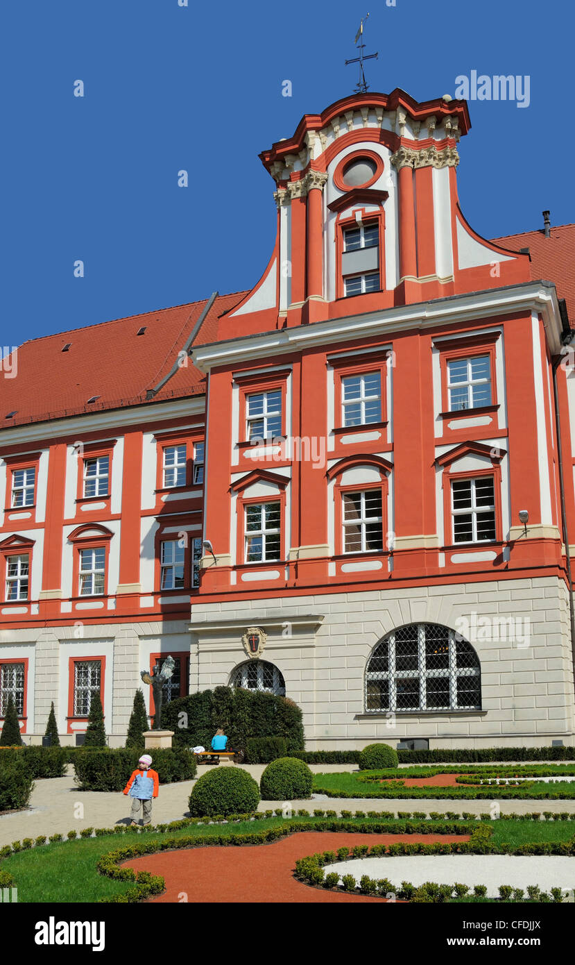 Ossolineum wroclaw hi-res stock photography and images - Alamy