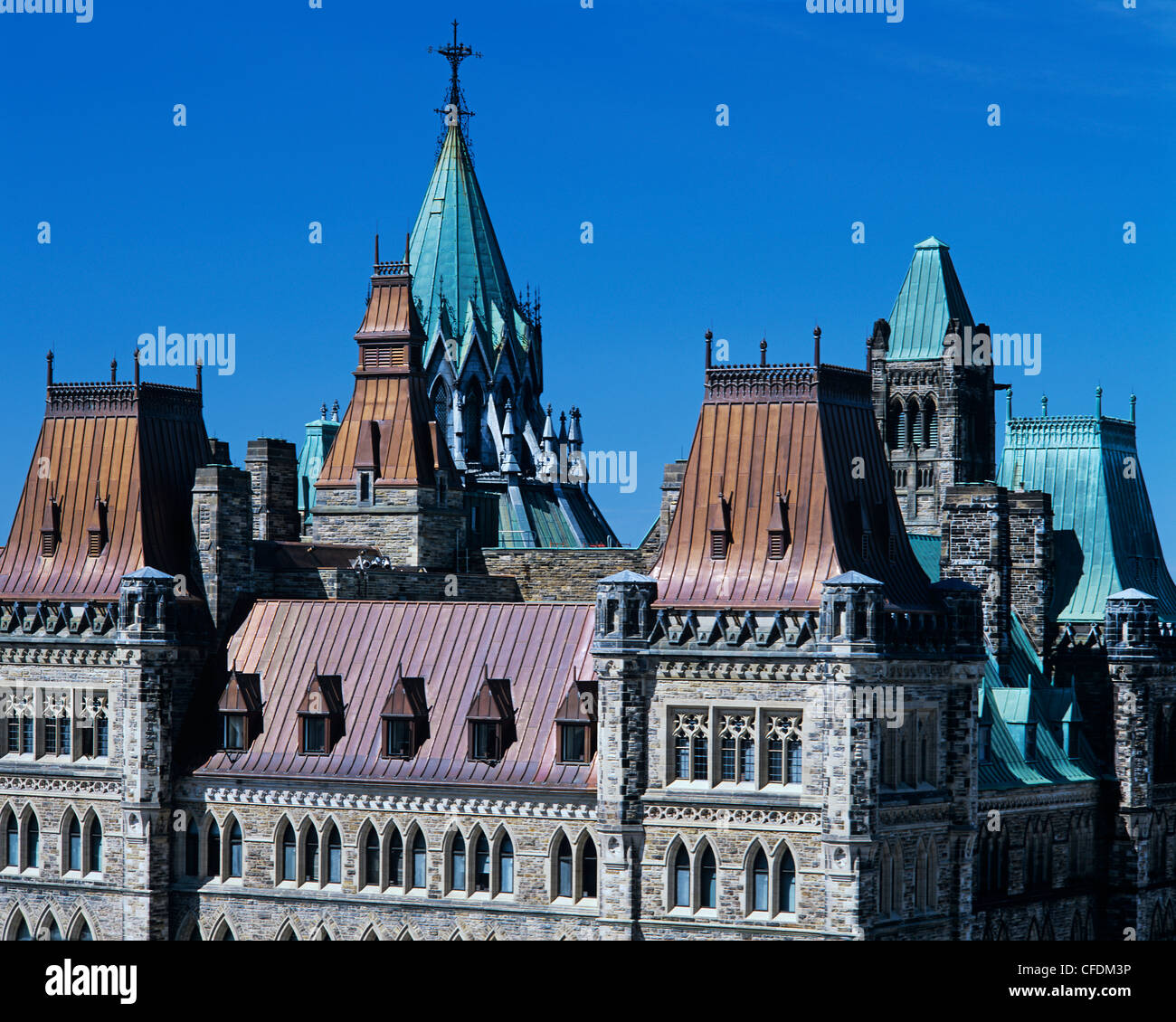 Centre Block with Library of parliament building in background ...
