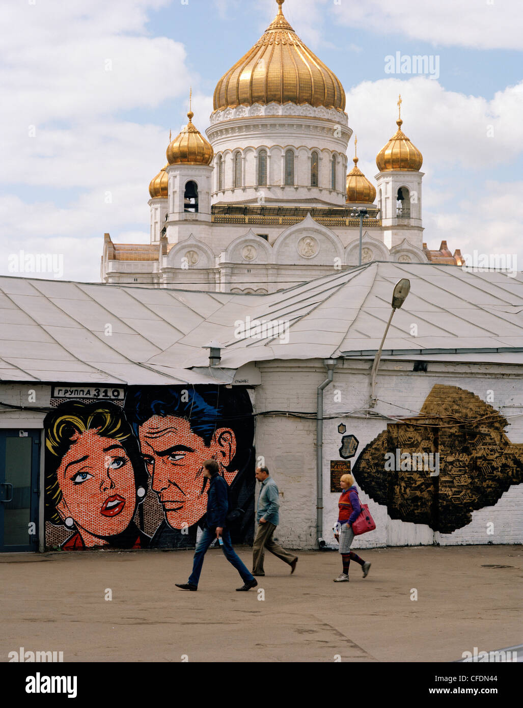 Cathedral of Christ the Saviour behind studios and gallerys of Art ...