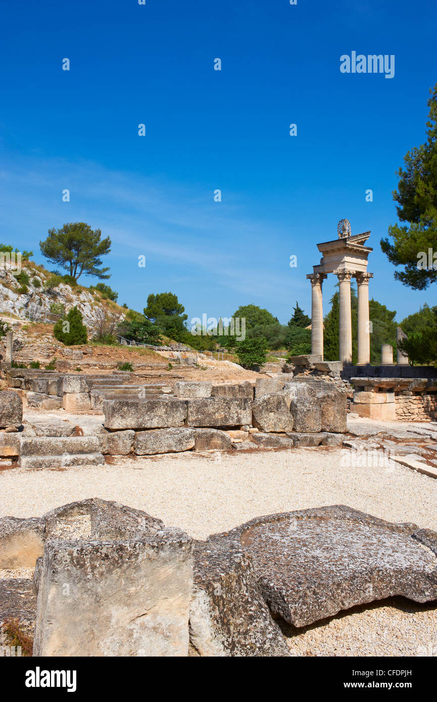 Ancient Roman site of Glanum, St. Remy de Provence, Les Alpilles ...
