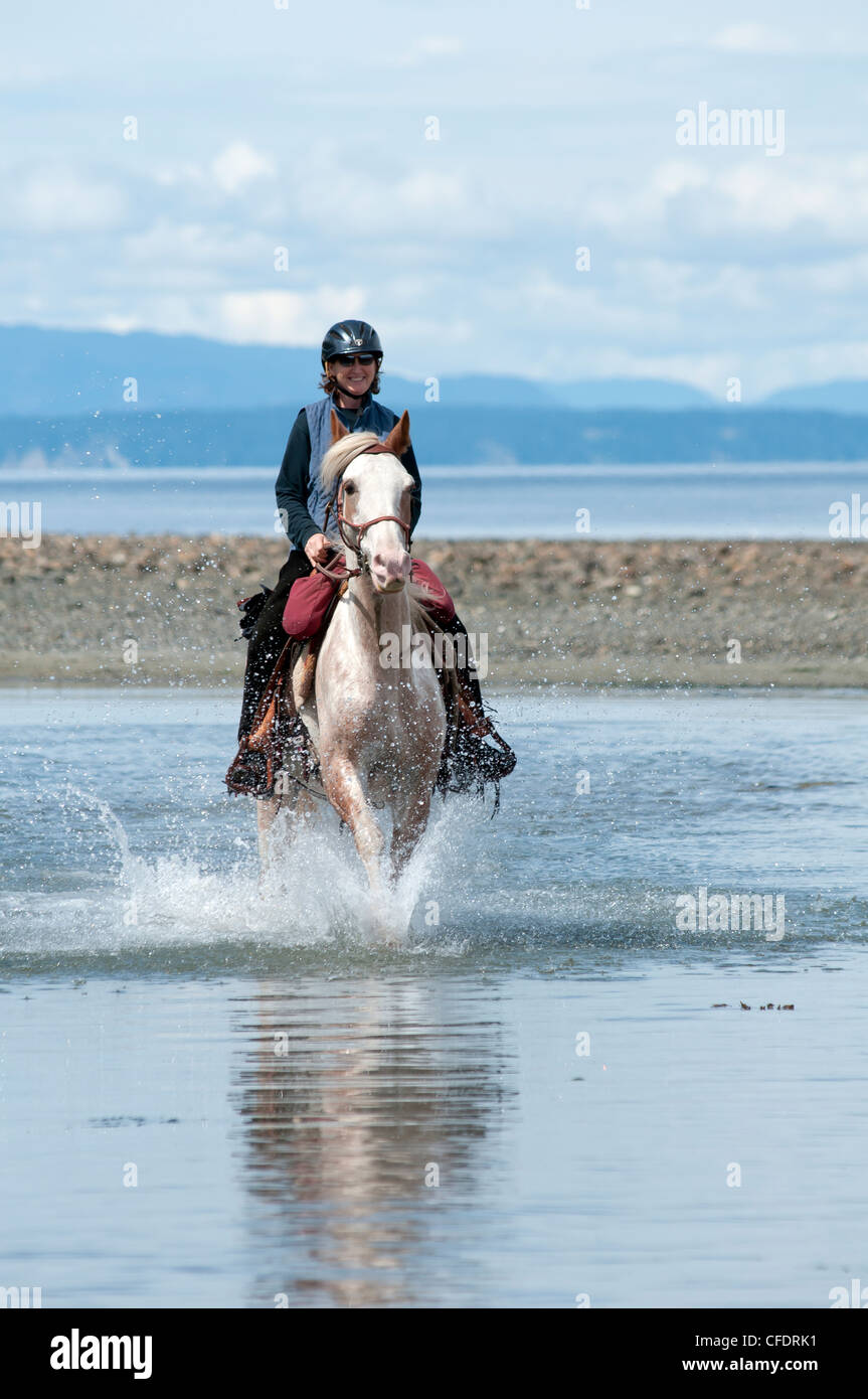 Model lisa b hi-res stock photography and images - Alamy