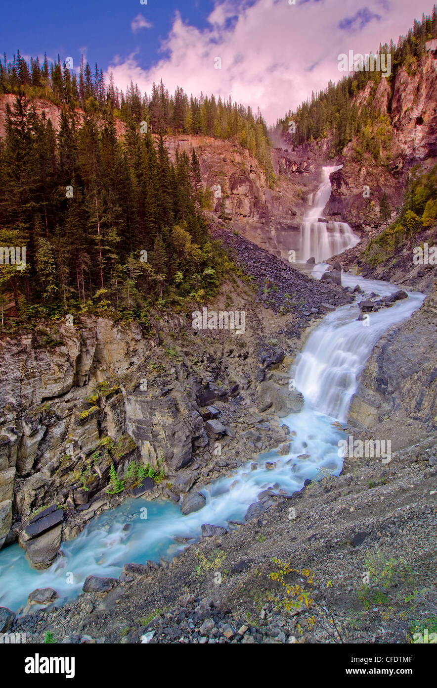 White falls hi-res stock photography and images - Alamy