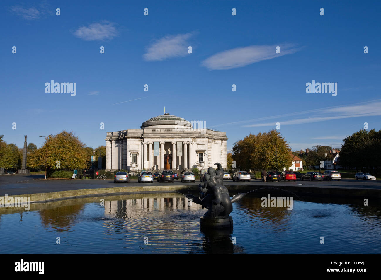 Port sunlight village merseyside hi-res stock photography and images ...