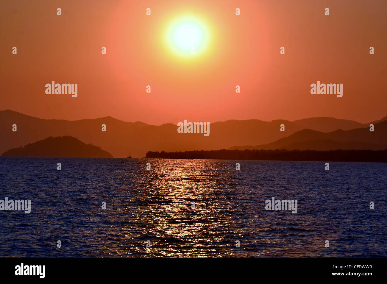 Chalis hi-res stock photography and images - Alamy