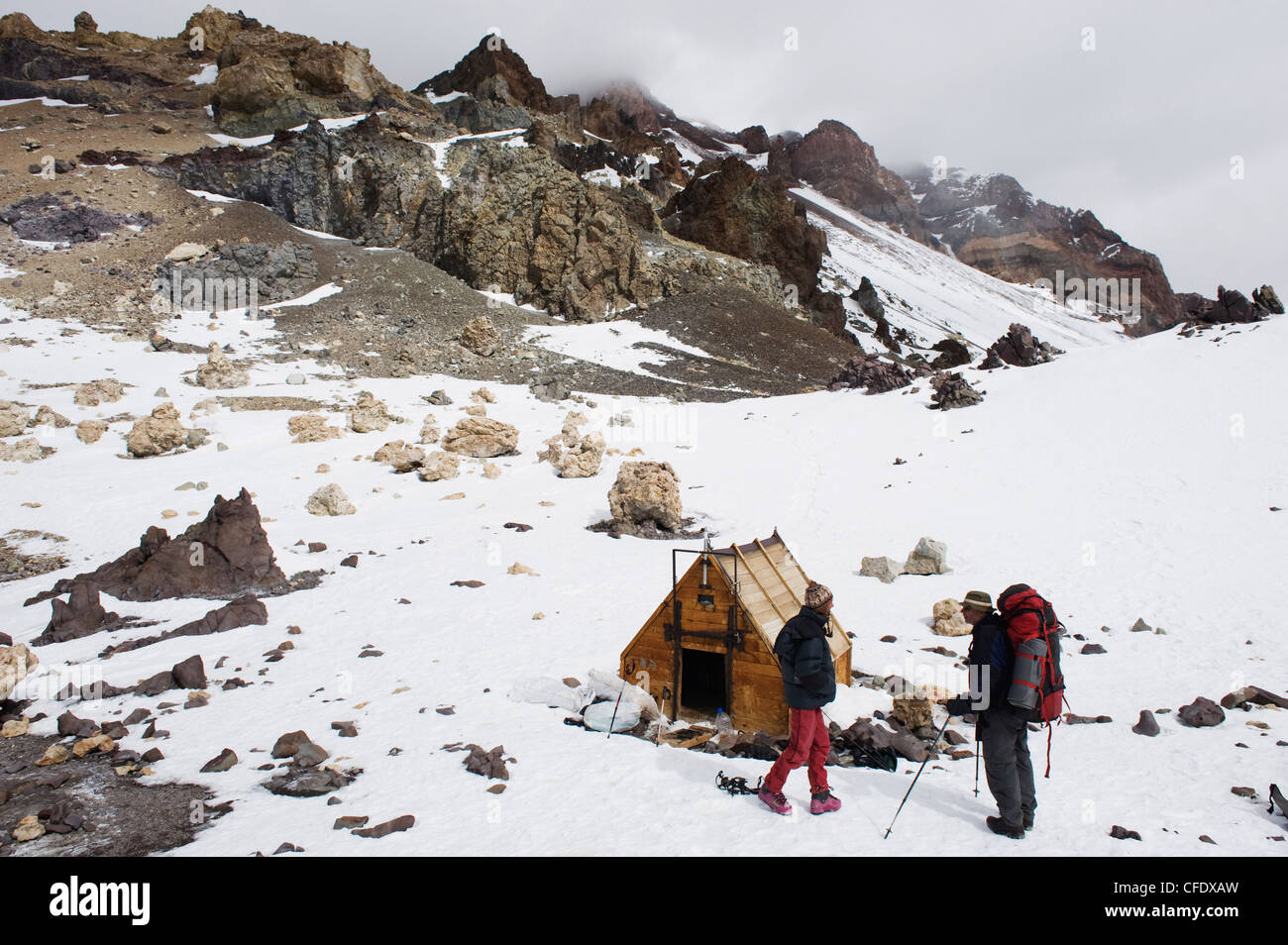 Climbers and hut at camp Berlin at 6000m, Aconcagua, Aconcagua ...