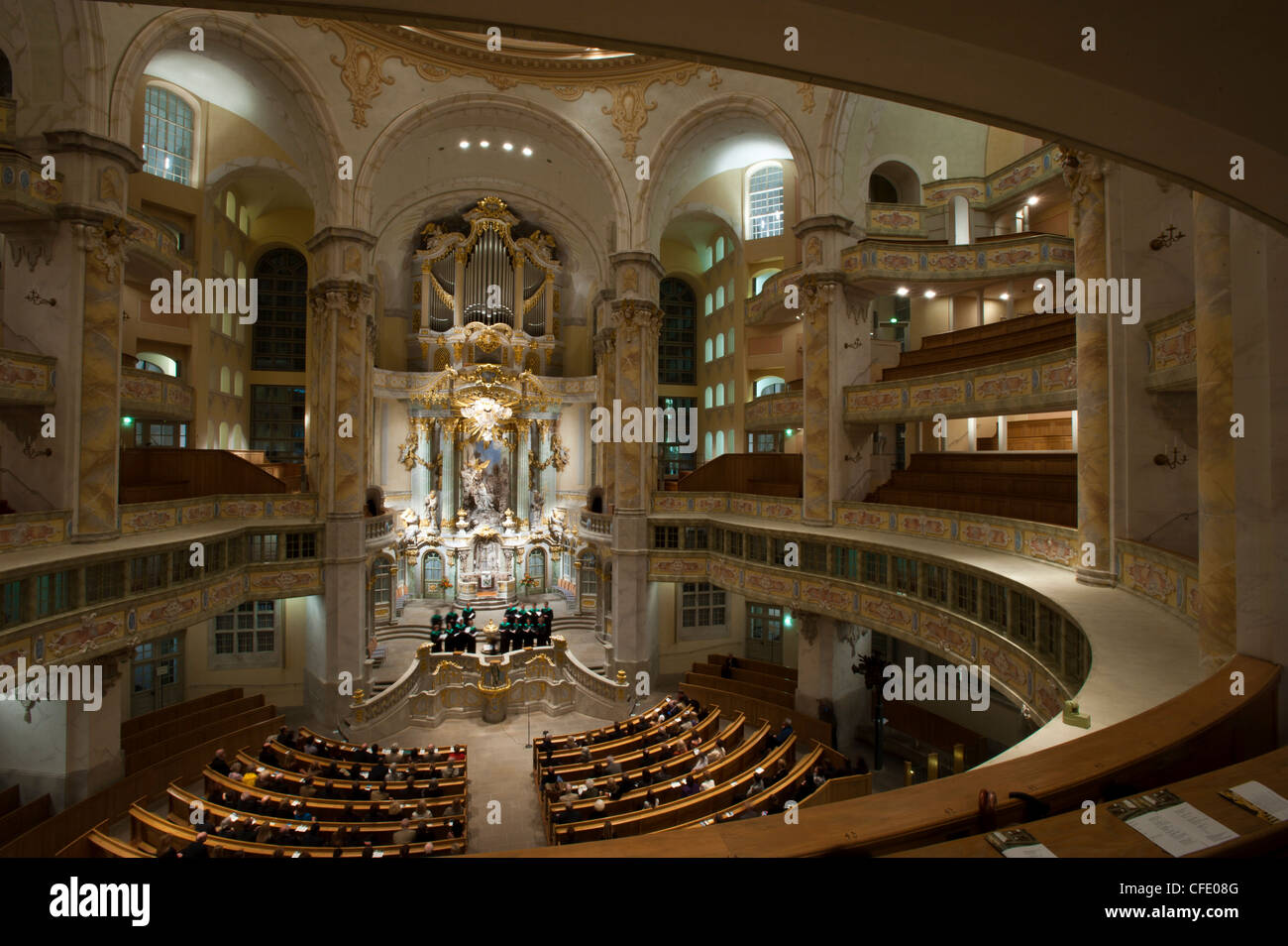 Frauenkirche dresden interior hi-res stock photography and images - Alamy