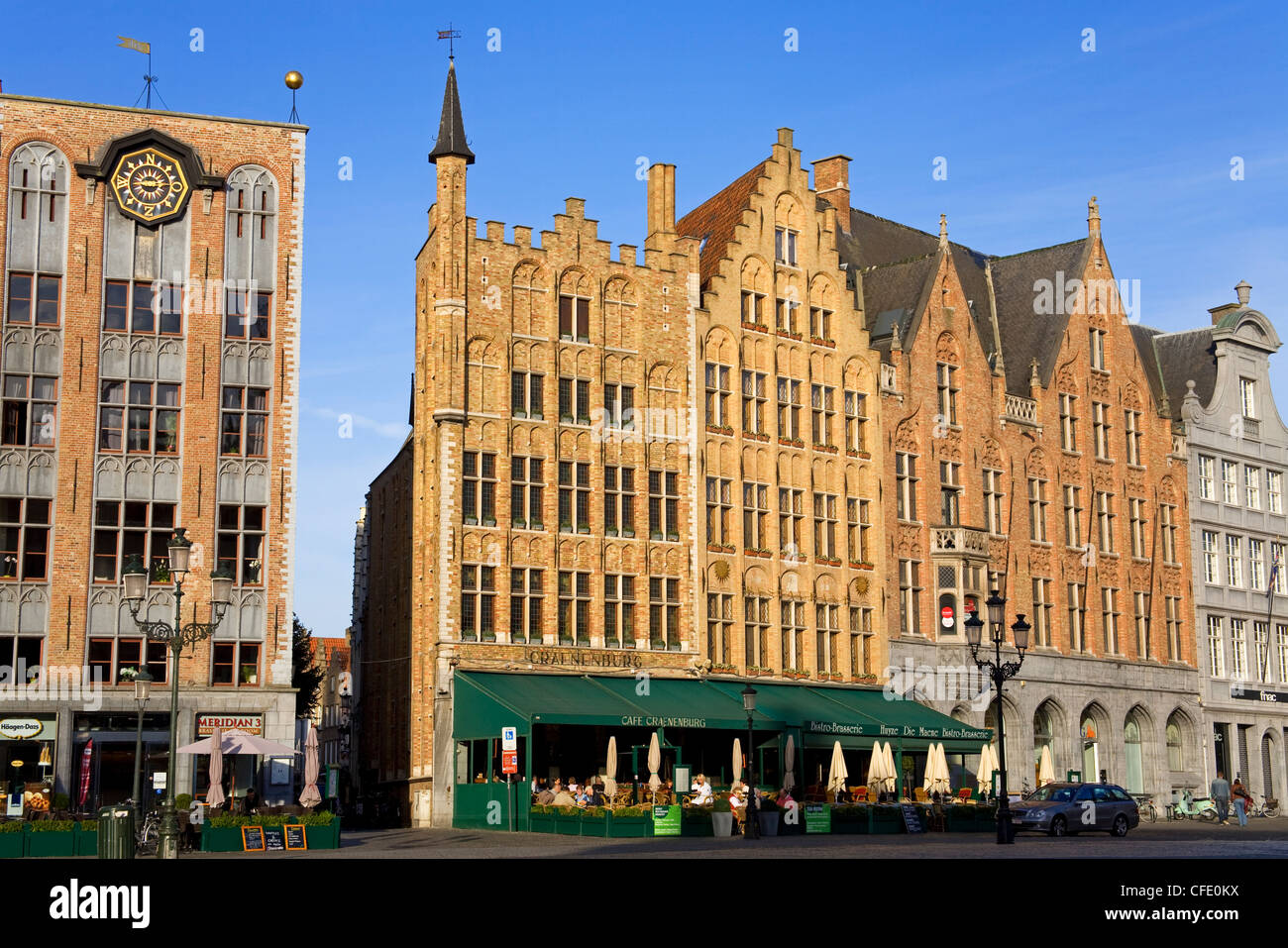 Gothic buildings hi-res stock photography and images - Alamy
