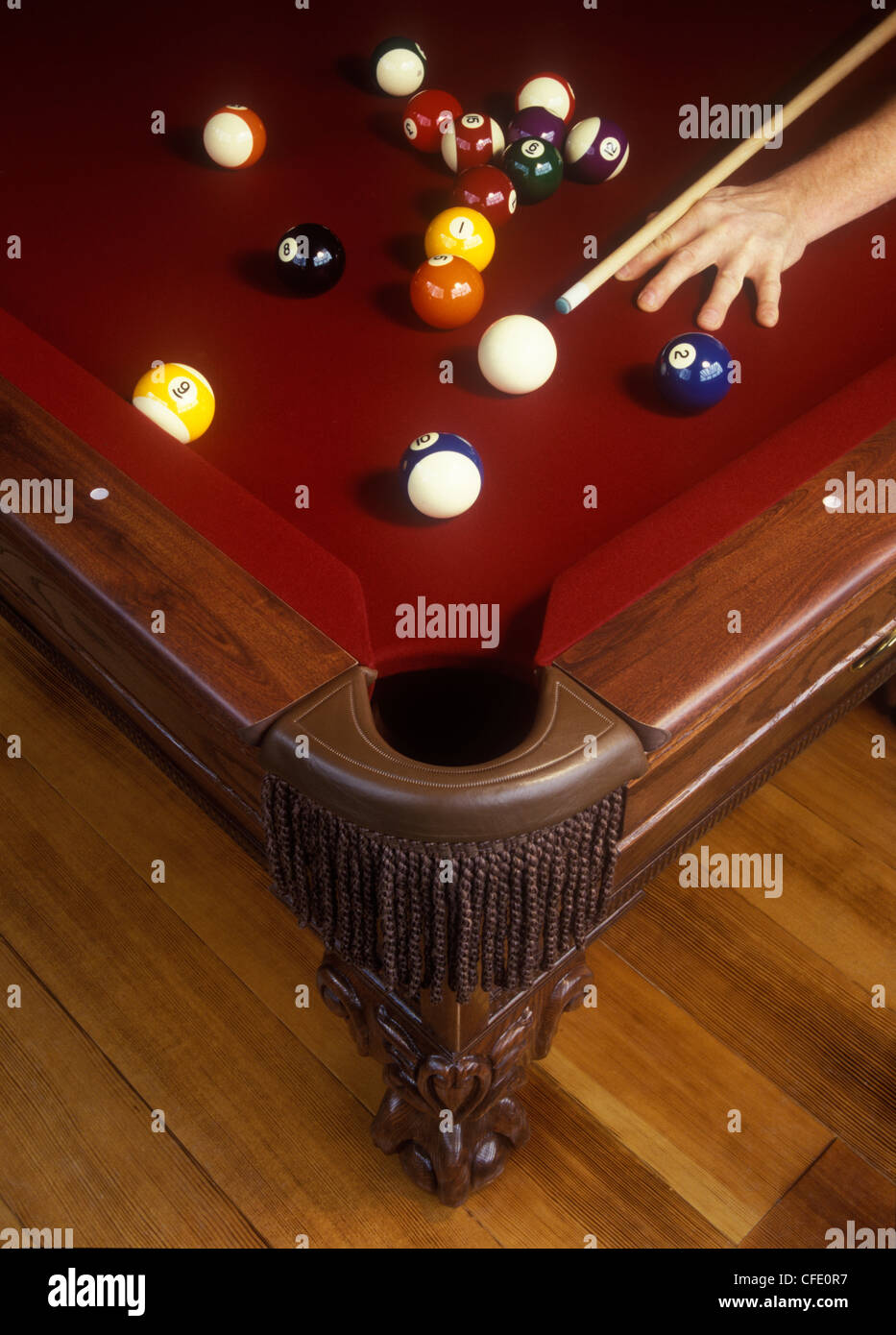 Pool table balls sticks hi-res stock photography and images - Alamy