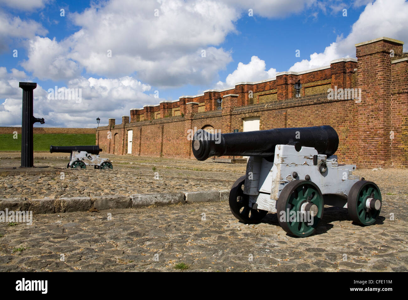 Port of tilbury hi-res stock photography and images - Alamy