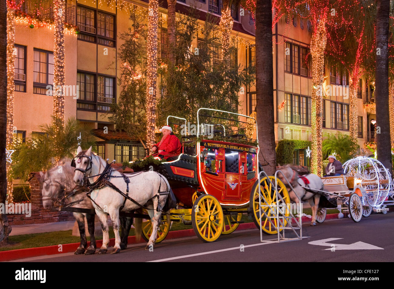 Festival of Lights at the historic Mission Inn, Riverside City ...
