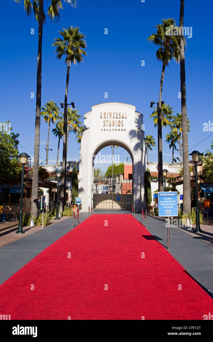 Entrance to Universal Studios, Hollywood in Los Angeles, California ...