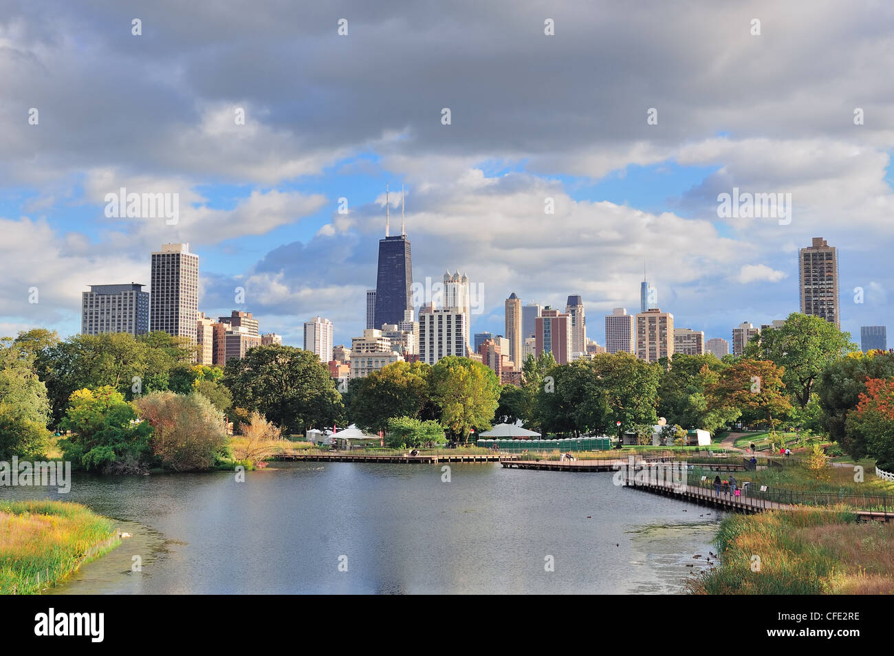 Downtown chicago skyline viewed from hi-res stock photography and ...