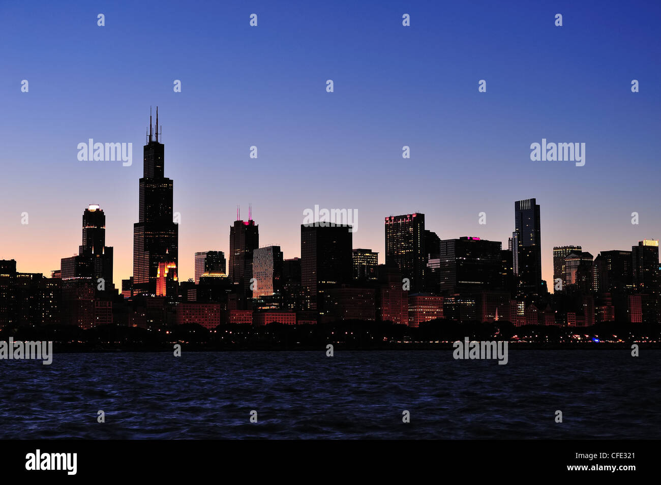 Chicago City Skyline Silhouette High Resolution Stock Photography and ...