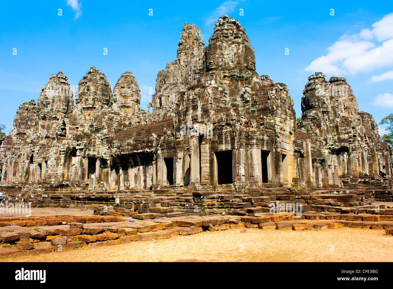 Ancient cambodian architecture hi-res stock photography and images - Alamy