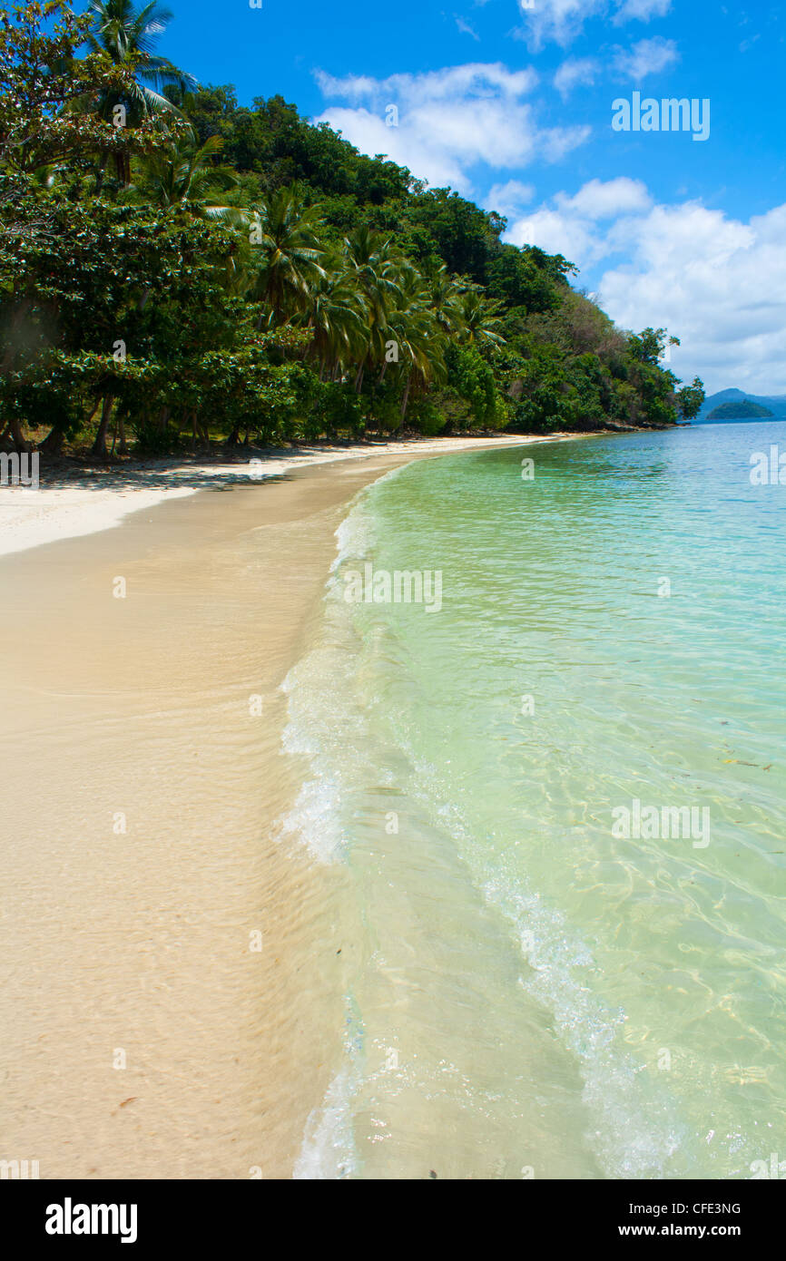 Remote island hi-res stock photography and images - Alamy