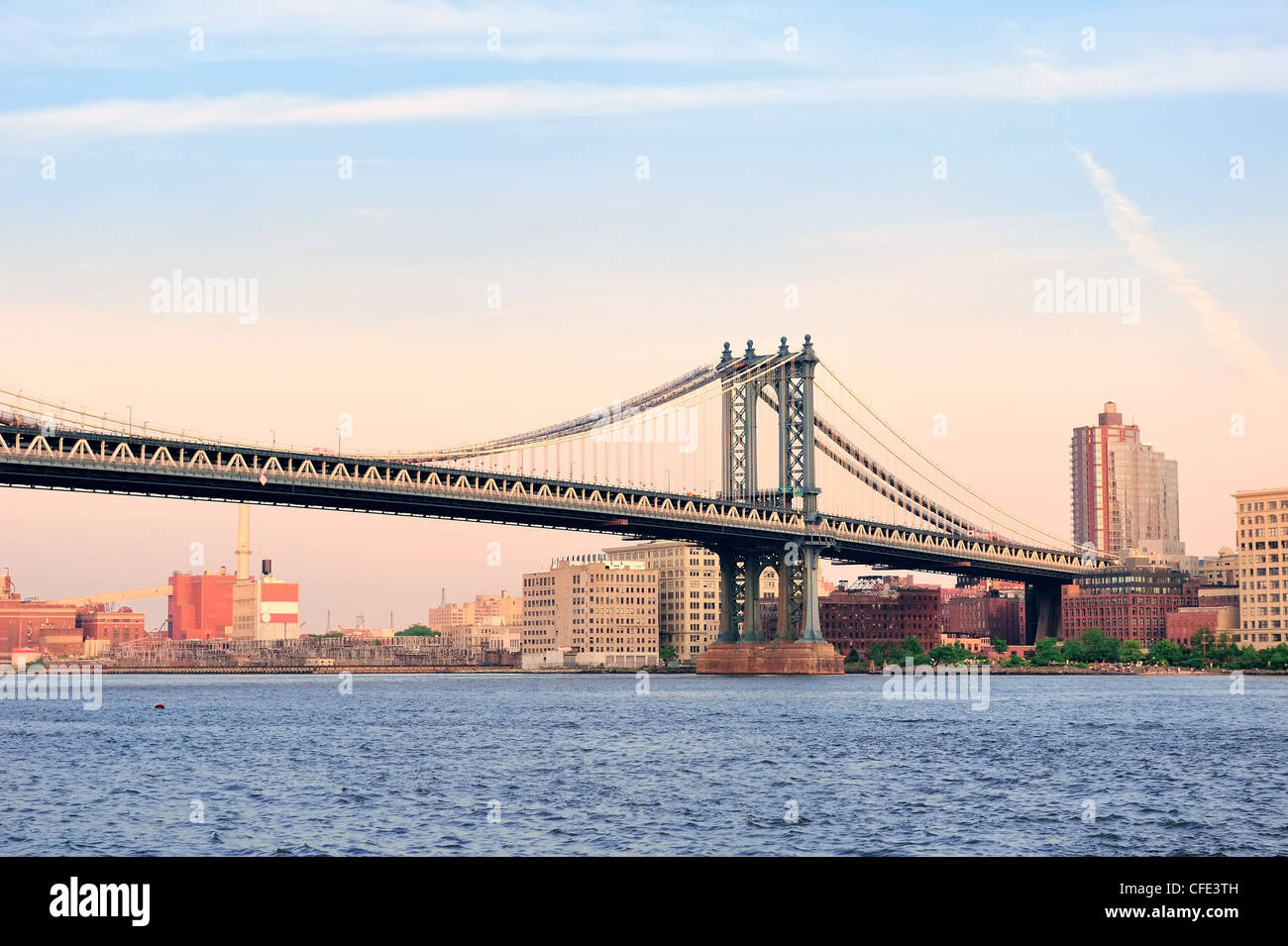 Manhattan Bridge over East River viewed from New York City Lower ...