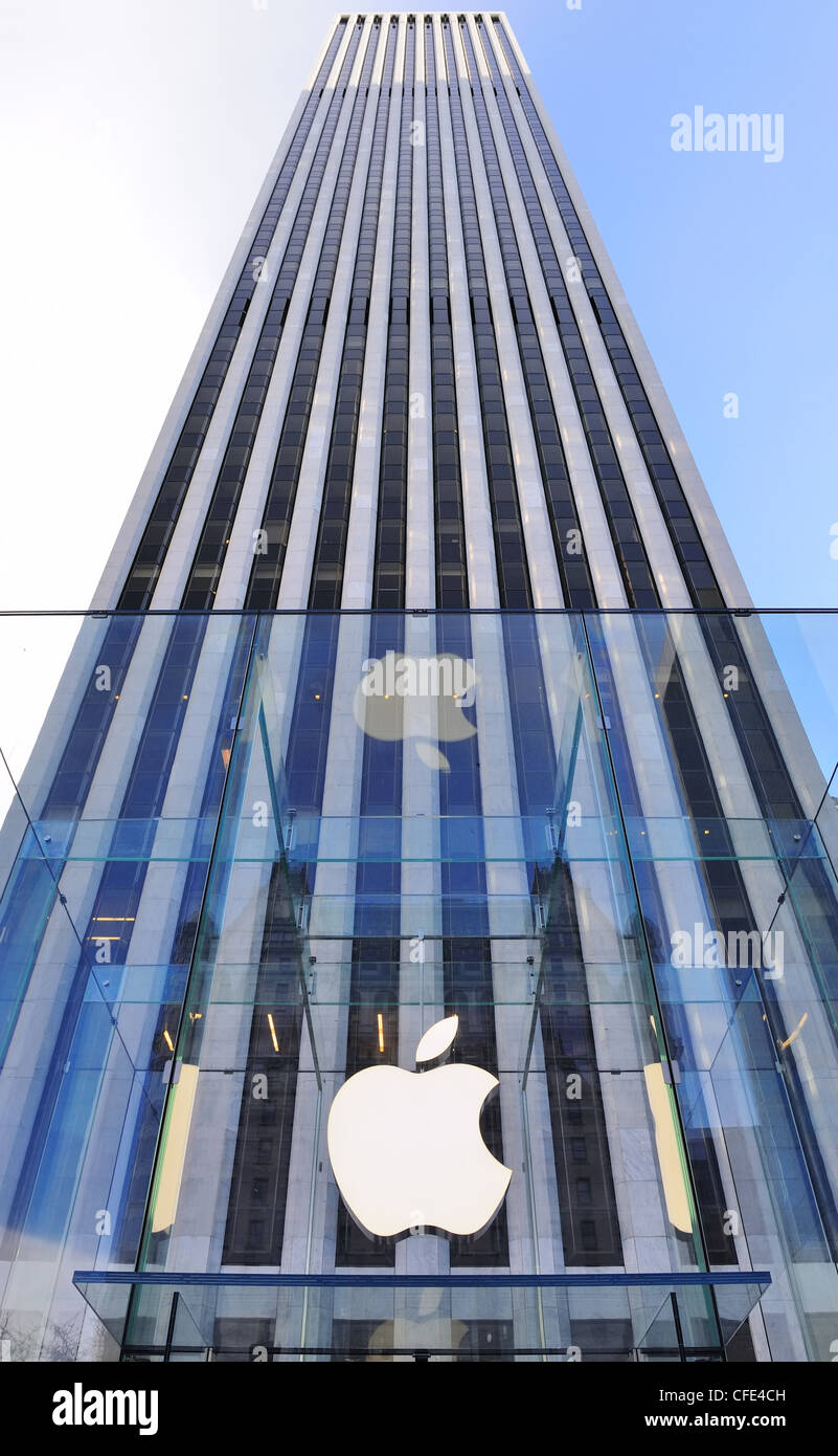 Apple store logo Stock Photo - Alamy