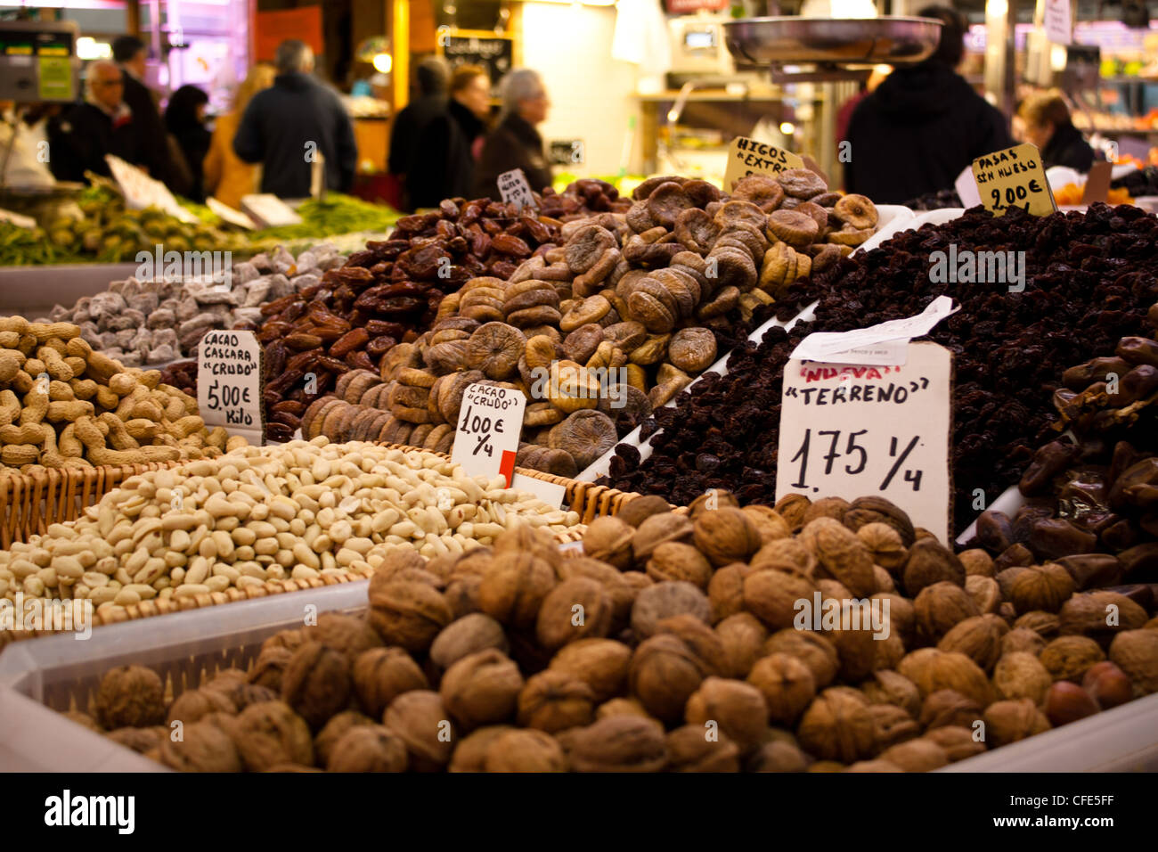 Nuts at the Mercado Central in Valencia, Spain Stock Photo - Alamy