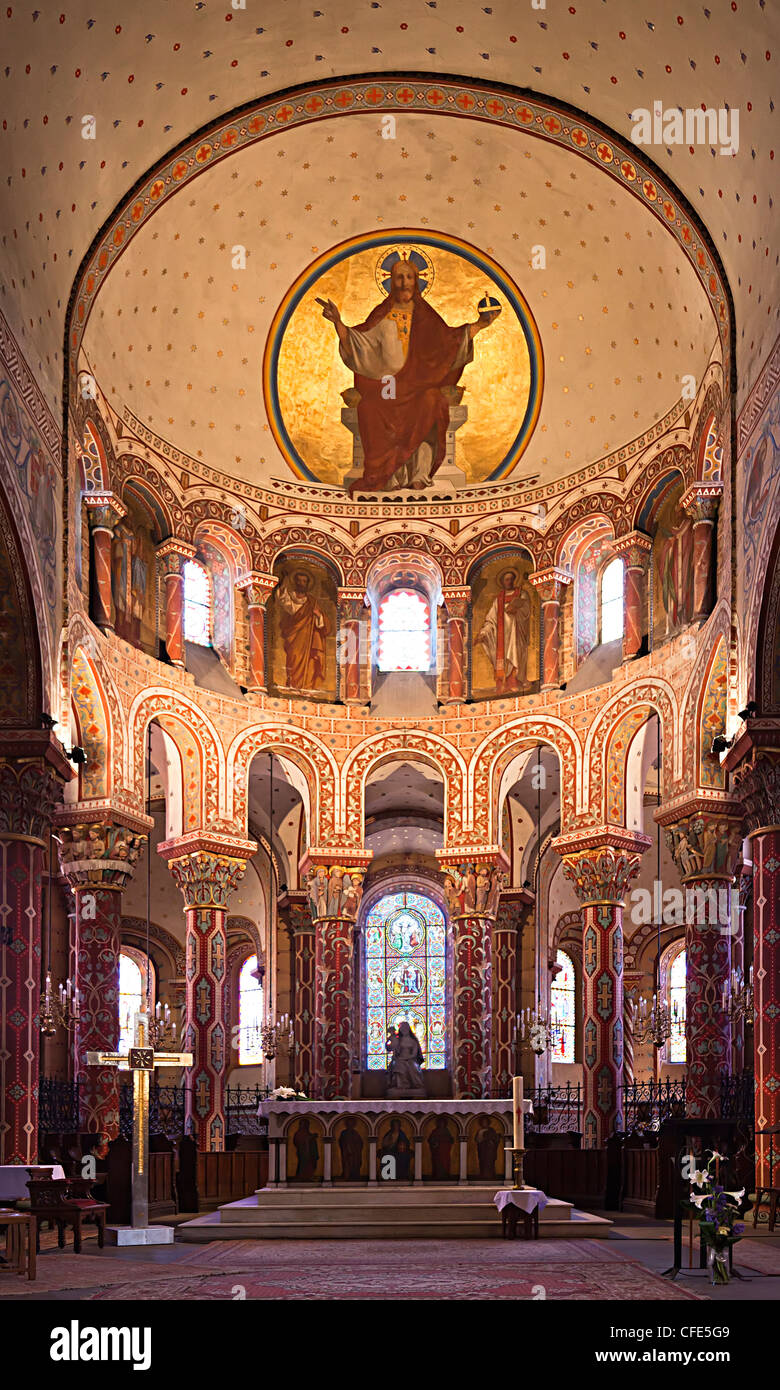 Abbatiale Romane Saint-Austremoine decorated church, Issoire, Puy-de ...