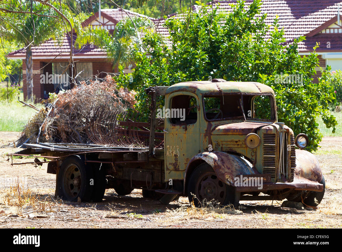 Abandoned Disused Rusty Old Flatbed Lorry Stock Photo - Alamy