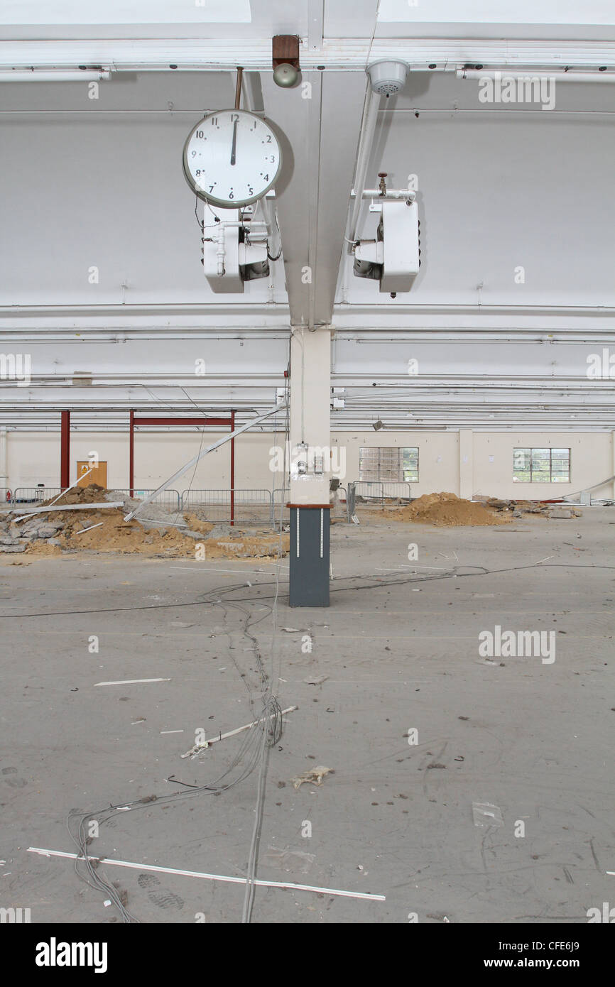 Clock stopped hi-res stock photography and images - Alamy