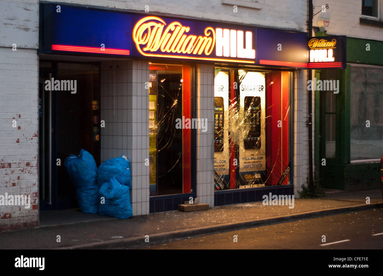 Damage caused by looters and rioters hi-res stock photography and ...