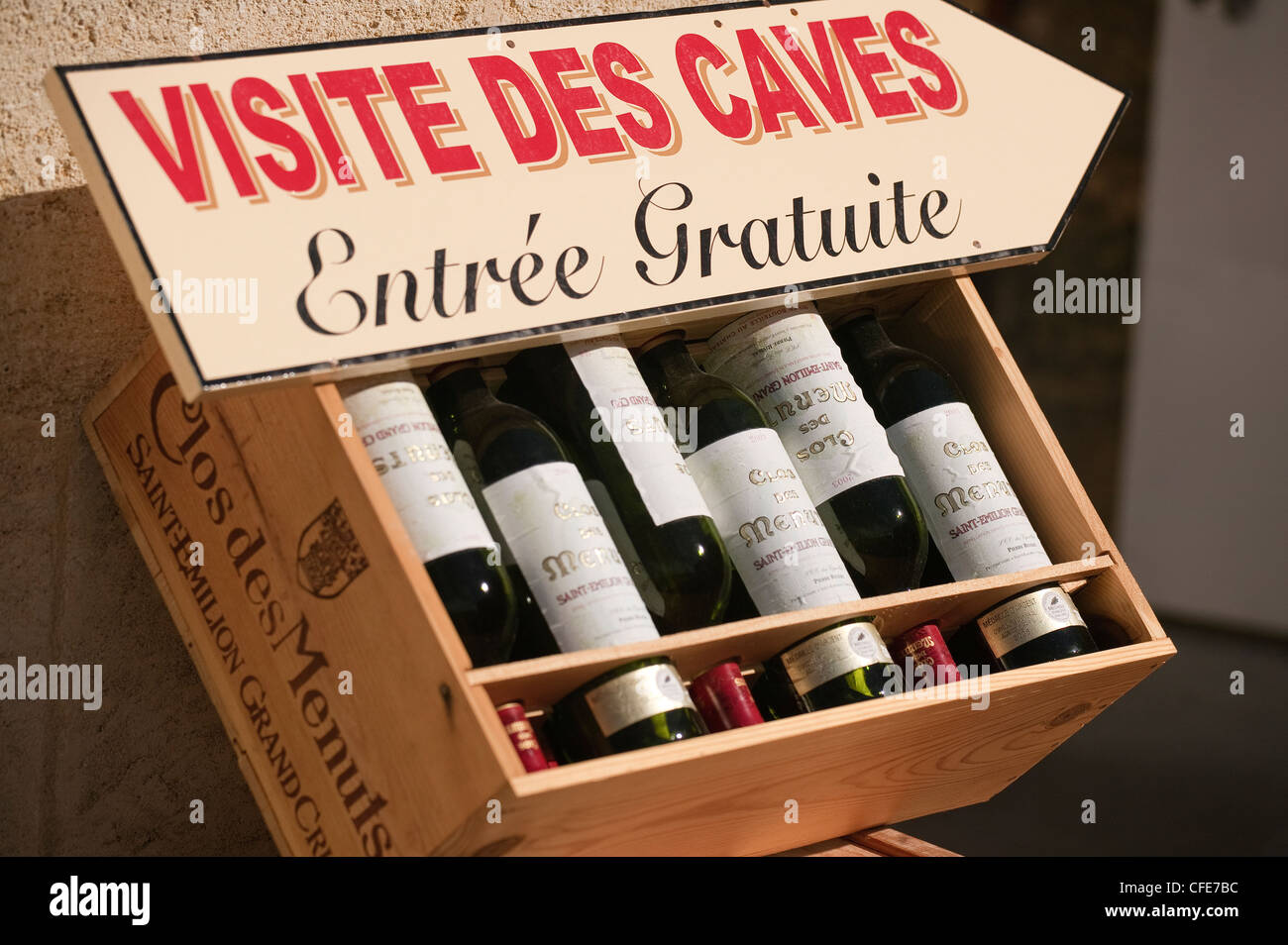 vin cave St Emilion Gironde Nouvelle-Aquitaine France Stock Photo - Alamy