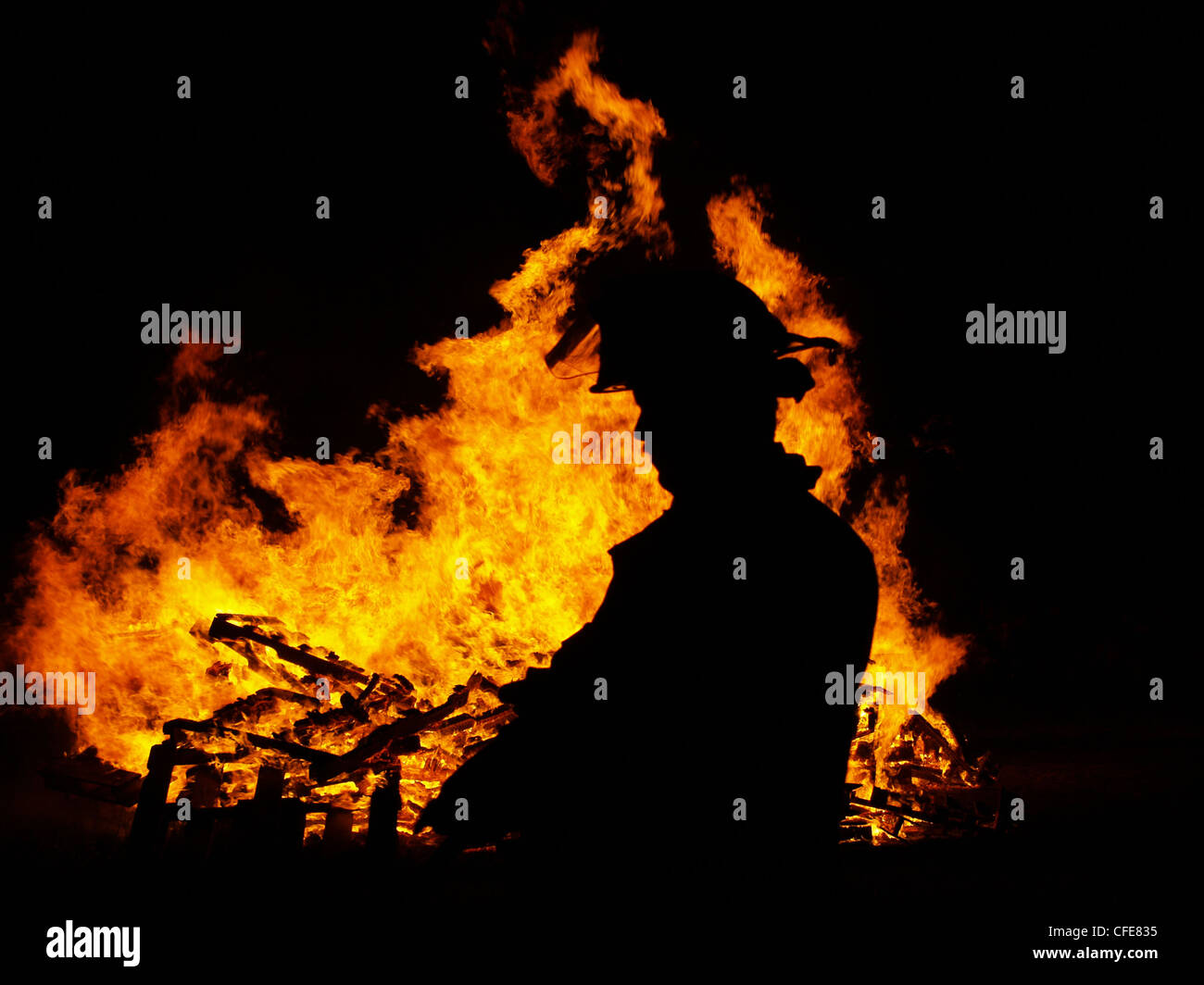 Burning Bon Fire Stock Photo - Alamy