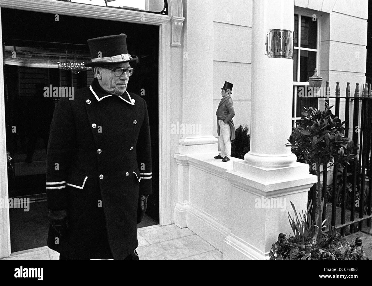 Black doorman hi-res stock photography and images - Alamy