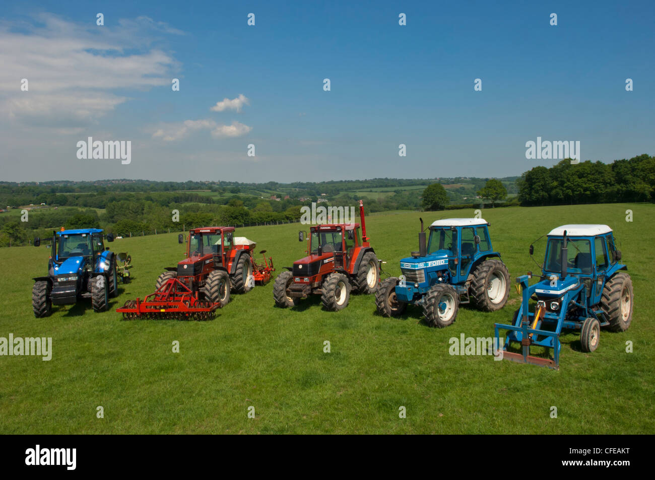 New holland tractor vintage hi-res stock photography and images - Alamy