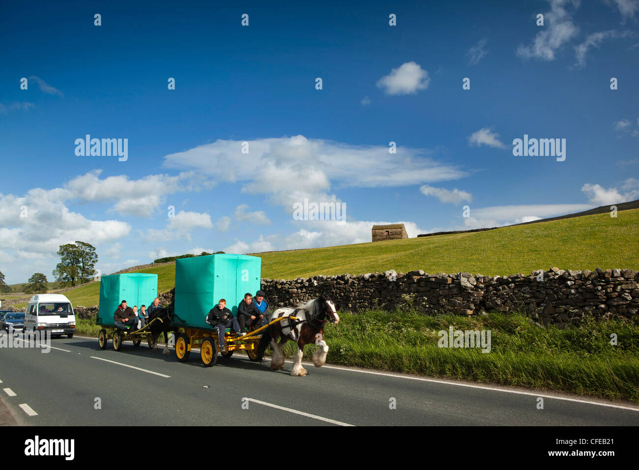 Gypsy wagons hi-res stock photography and images - Alamy