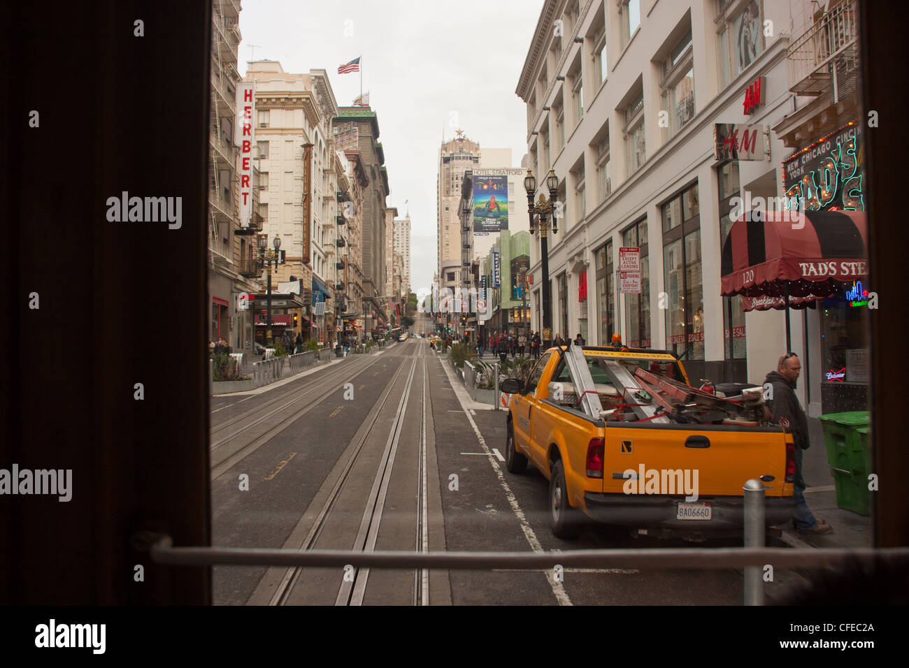 san francisco street scene from famous cable car Stock Photo - Alamy