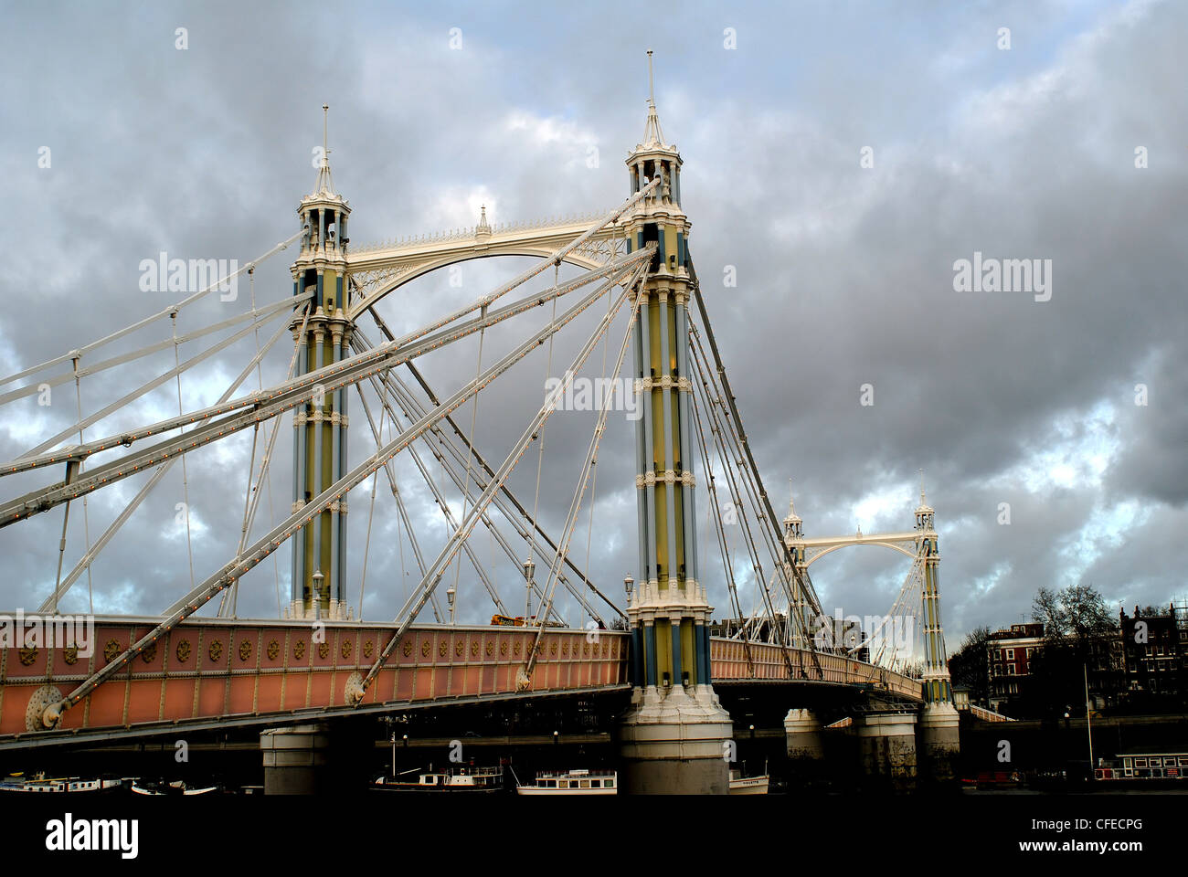 Albert Bridge at the Thames by Chelsea by day Stock Photo - Alamy