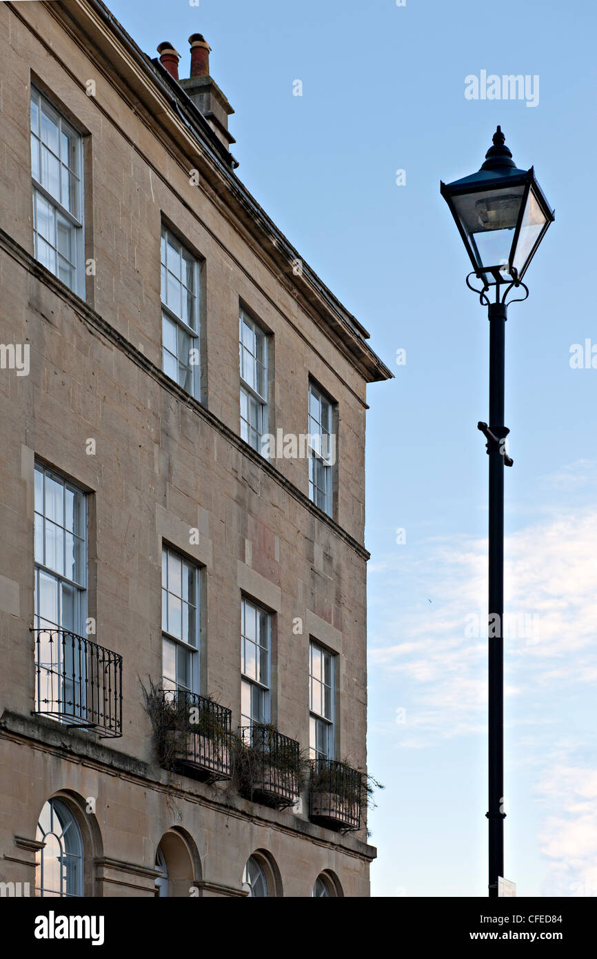 Traditional street light hi-res stock photography and images - Alamy