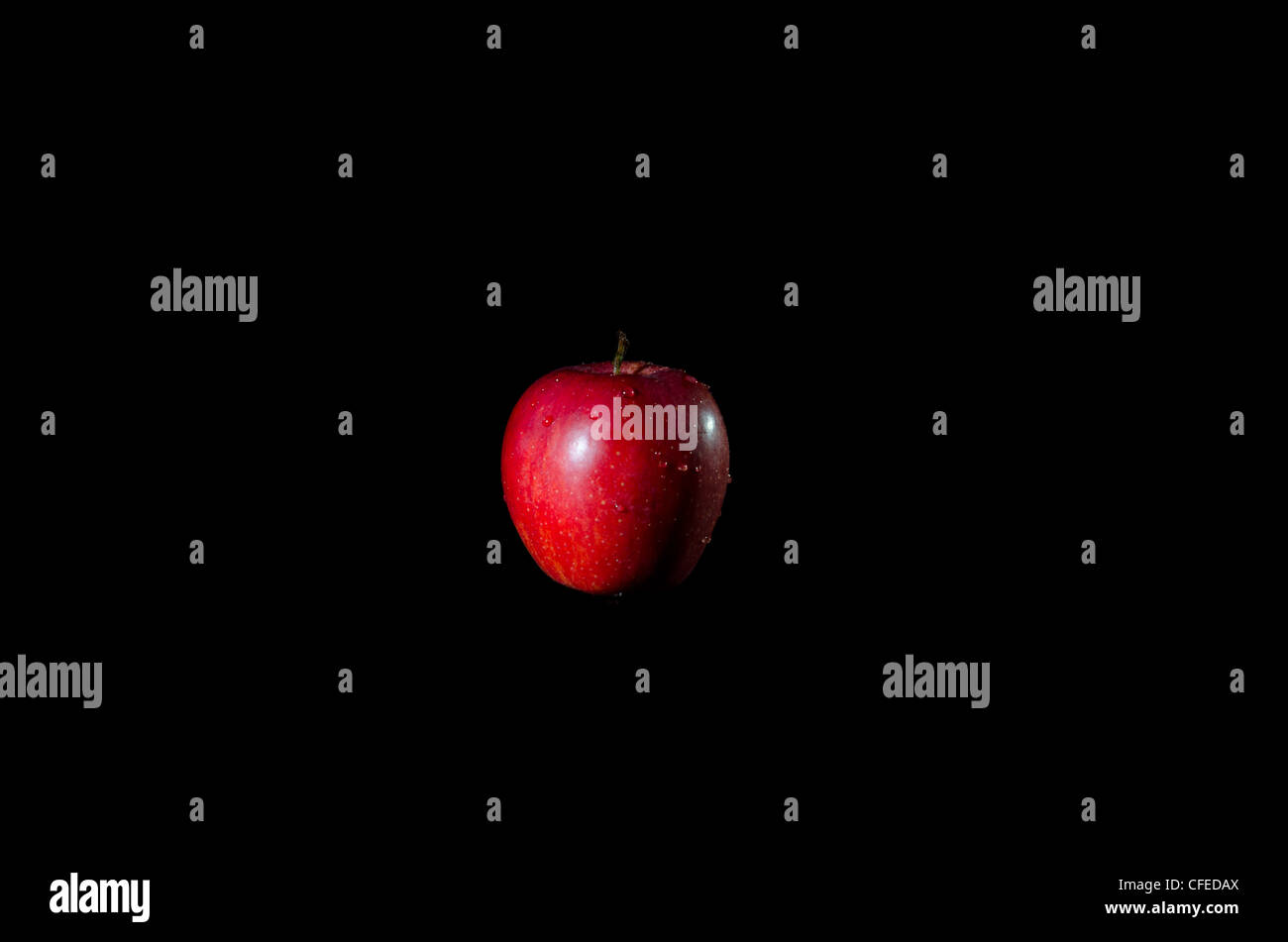 Single Red Apple Stock Photo - Alamy