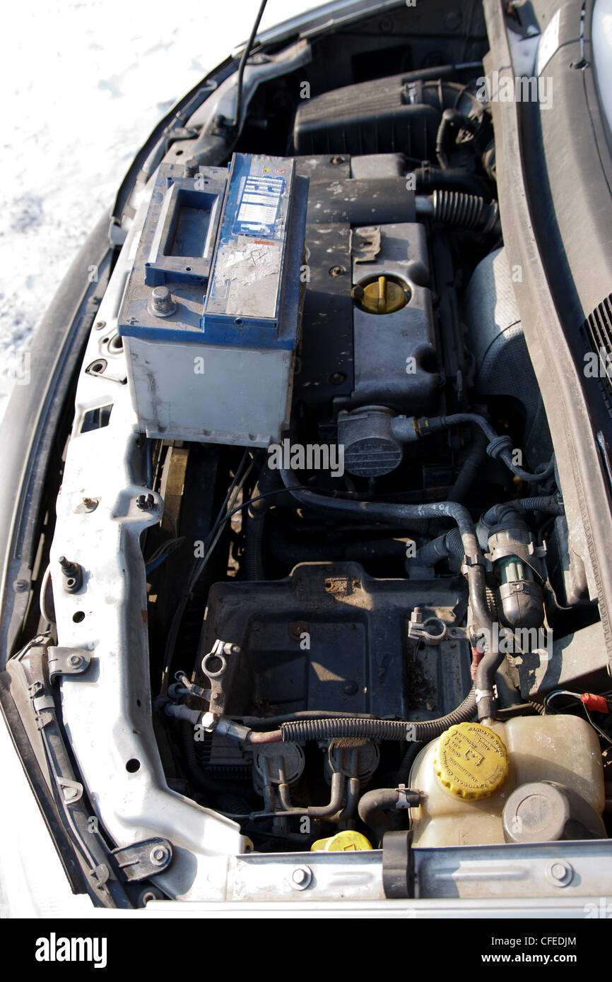 Diesel engine snow hi-res stock photography and images - Alamy