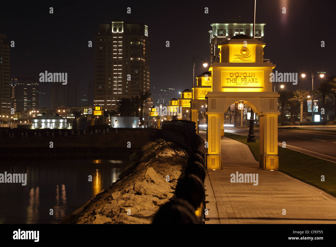 The Pearl in Doha, Qatar Stock Photo - Alamy