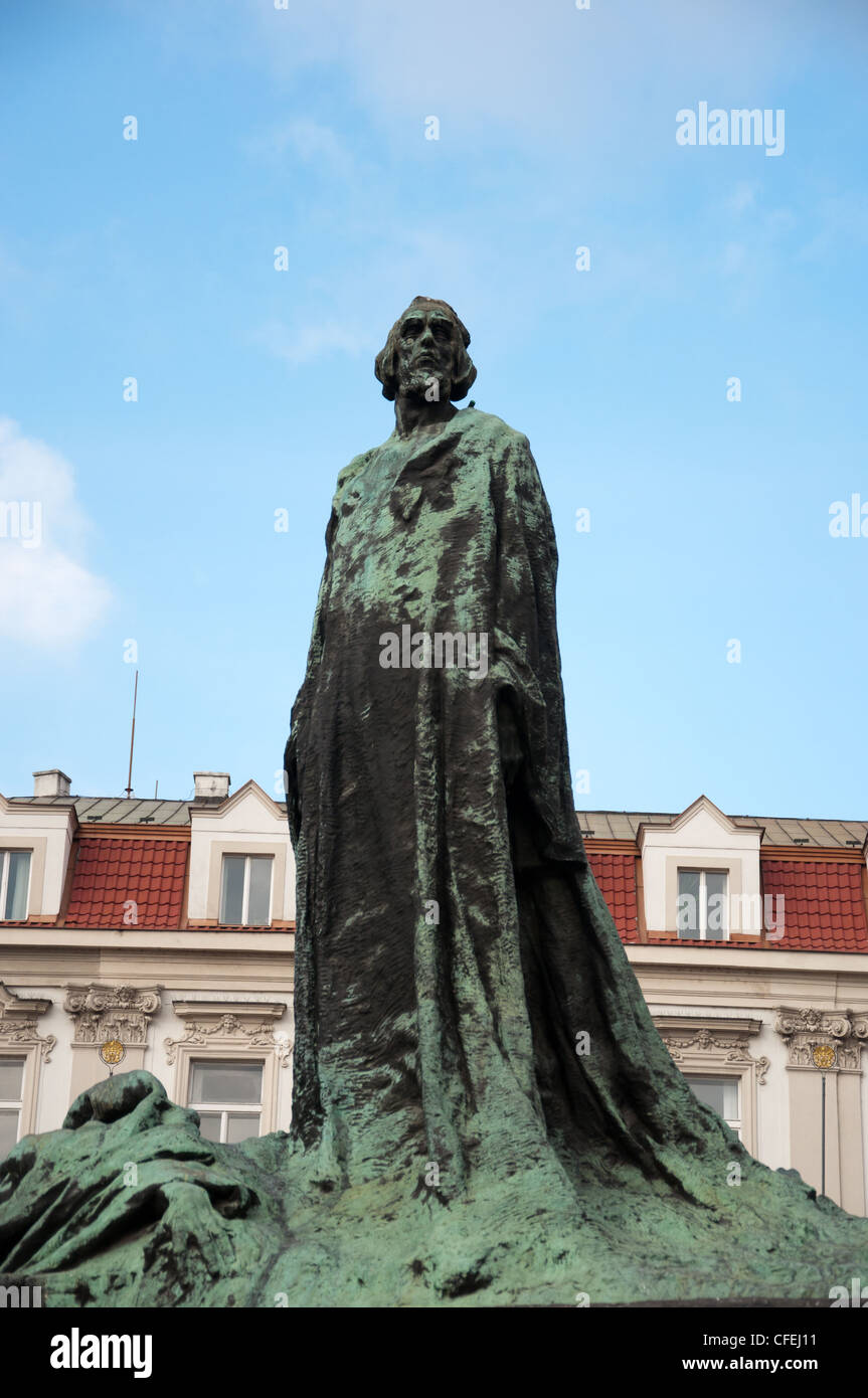 Statue of jan hus hi-res stock photography and images - Alamy