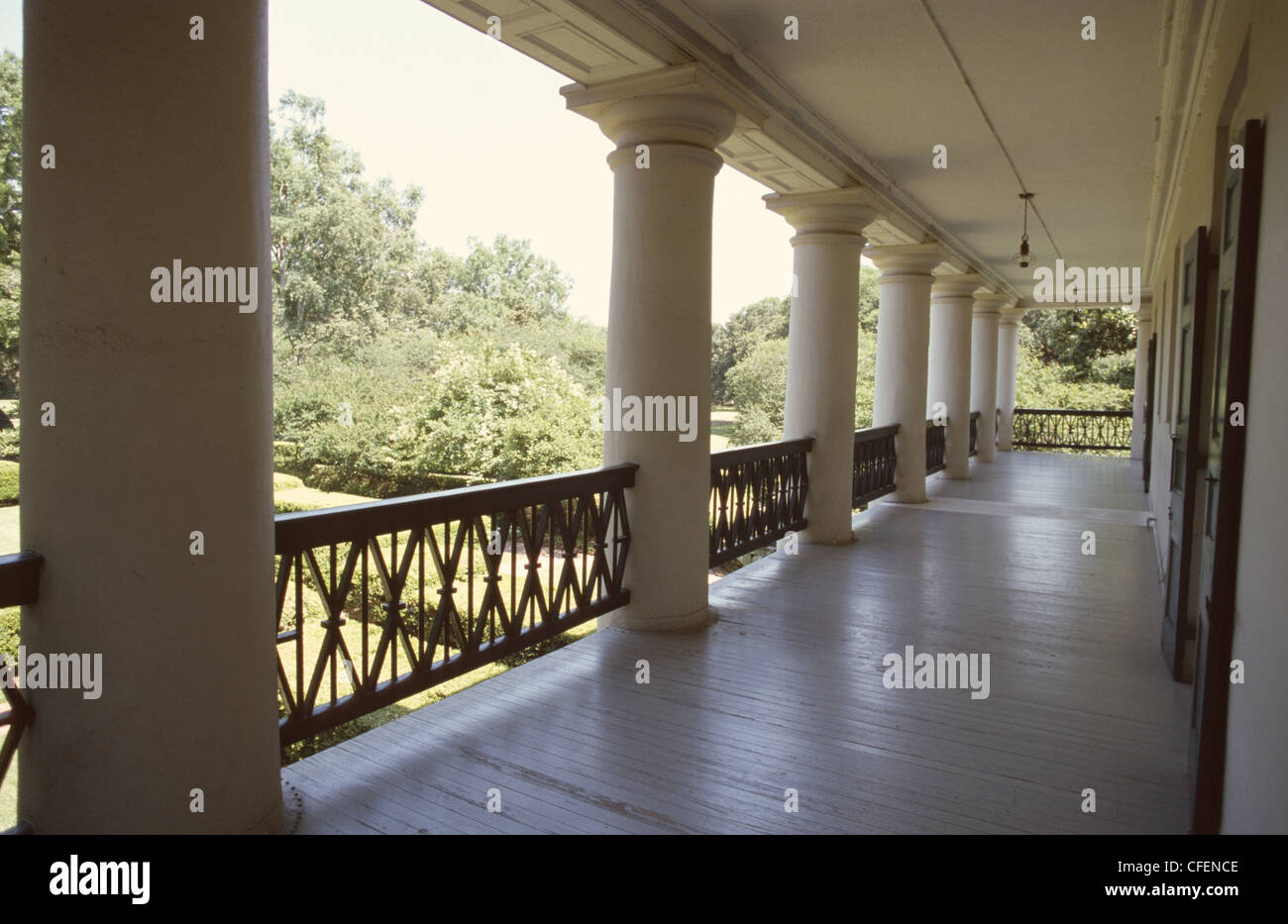 USA Vacherie Louisiana Oak Alley Plantation Veranda Stock Photo - Alamy