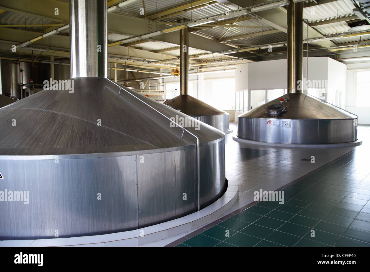 Modern brewery - workshop with steel fermentation vats Stock Photo - Alamy