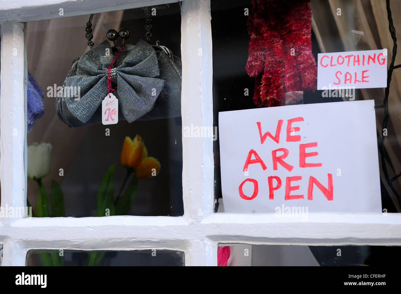 Job advert window High Resolution Stock Photography and Images - Alamy